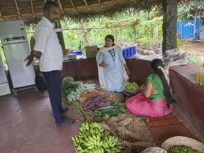 World Food Day: Urbanites tastes the essence of organic food at ...